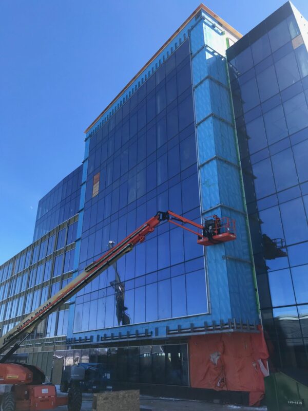 Queen's Marque - FERO Fast Bracket System - Arrow Construction Products